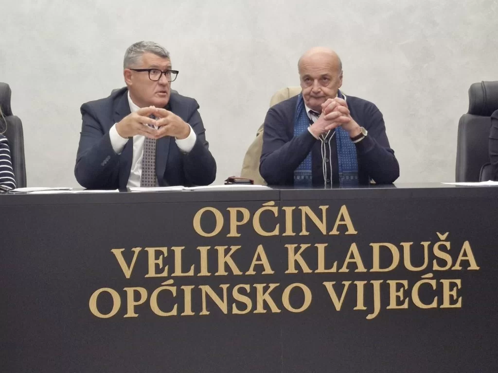 Radni sastanak Načelnika i predstavnika „Komunalija“: Situacija teška ...